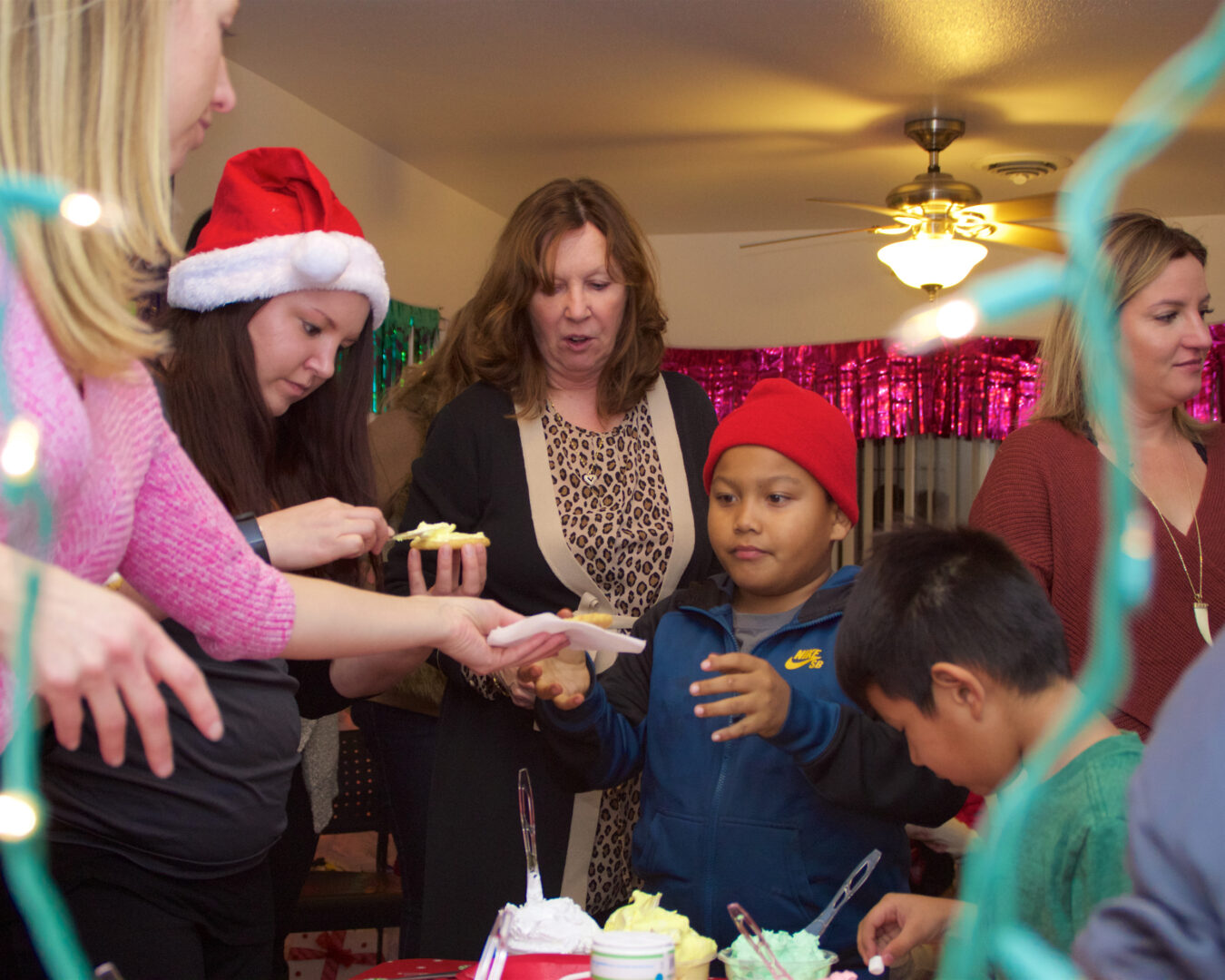 Volunteer - Hope Communities